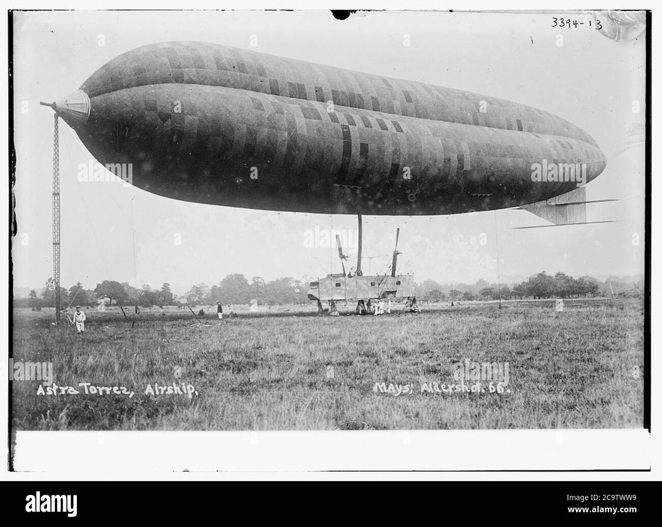 Historical airship Cut Out Stock Images & Pictures - Alamy