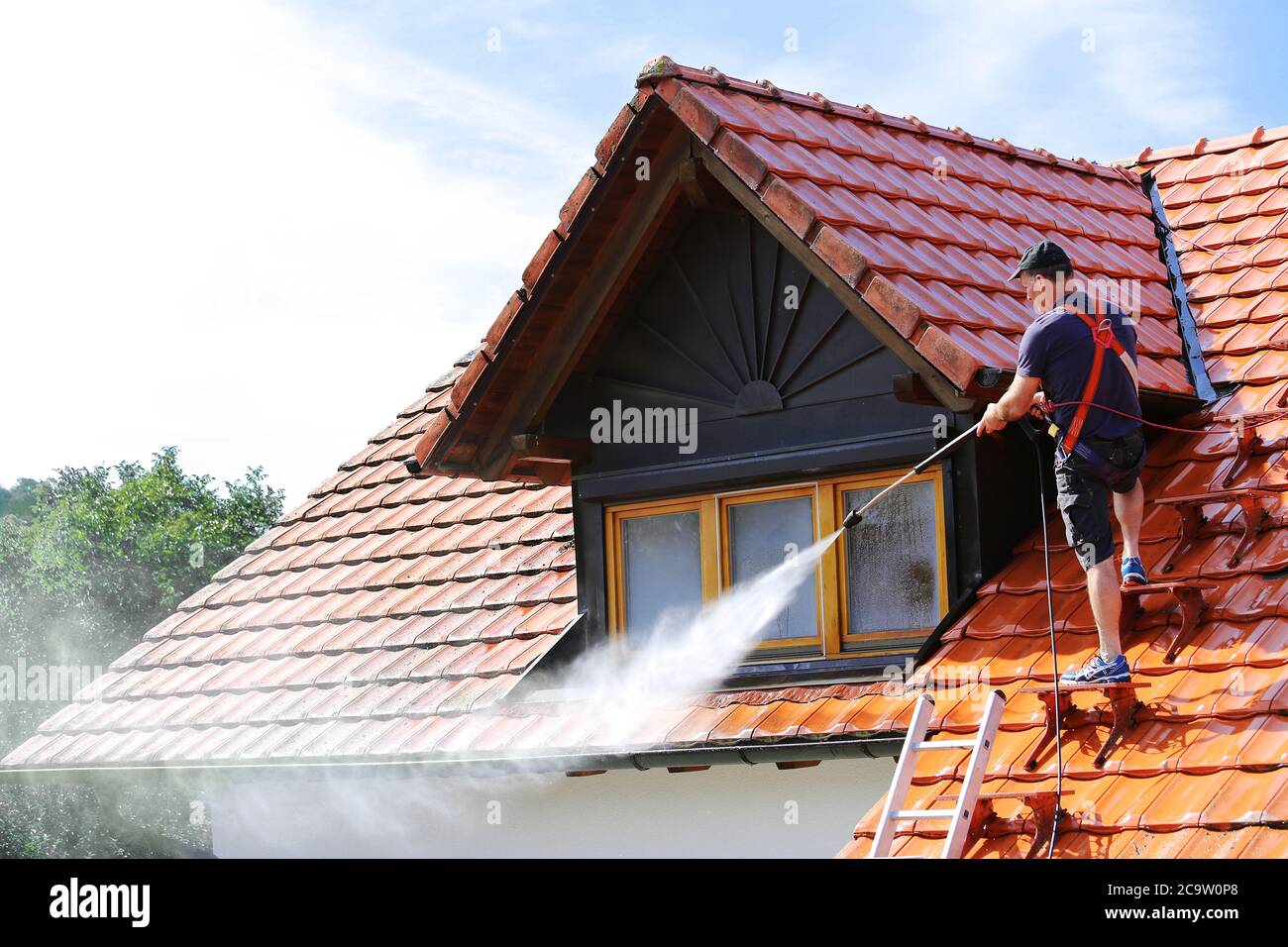 Window washer work cleaning hi-res stock photography and images - Alamy