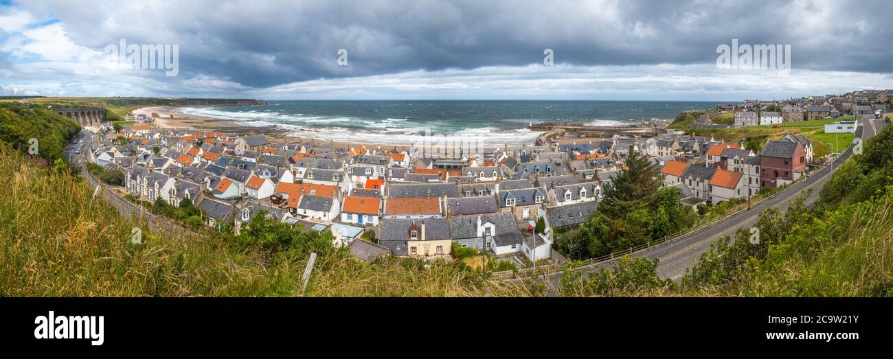 Village and harbour of Cullen, North East Scotland Stock Photo - Alamy