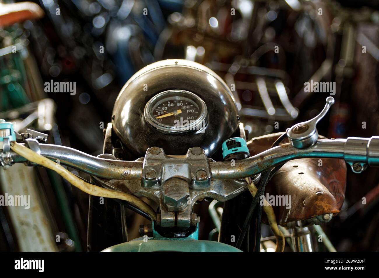 Old motorcycles hi-res stock photography and images - Alamy