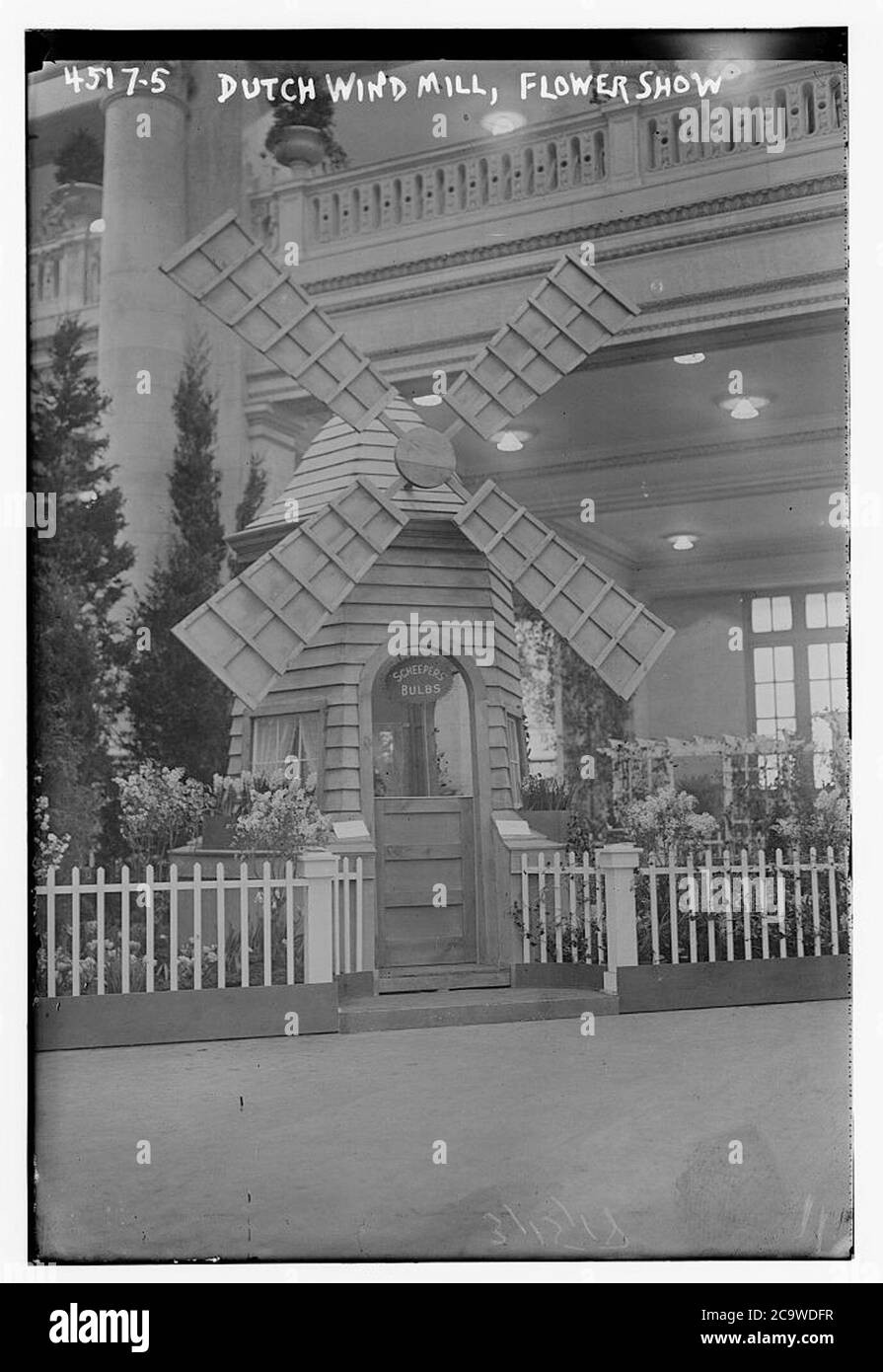 Dutch border Cut Out Stock Images & Pictures - Alamy