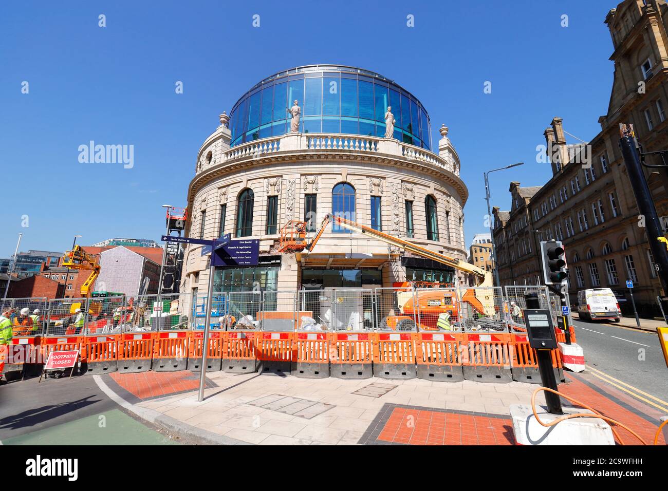 Channel 4 headquarters leeds hi-res stock photography and images - Alamy