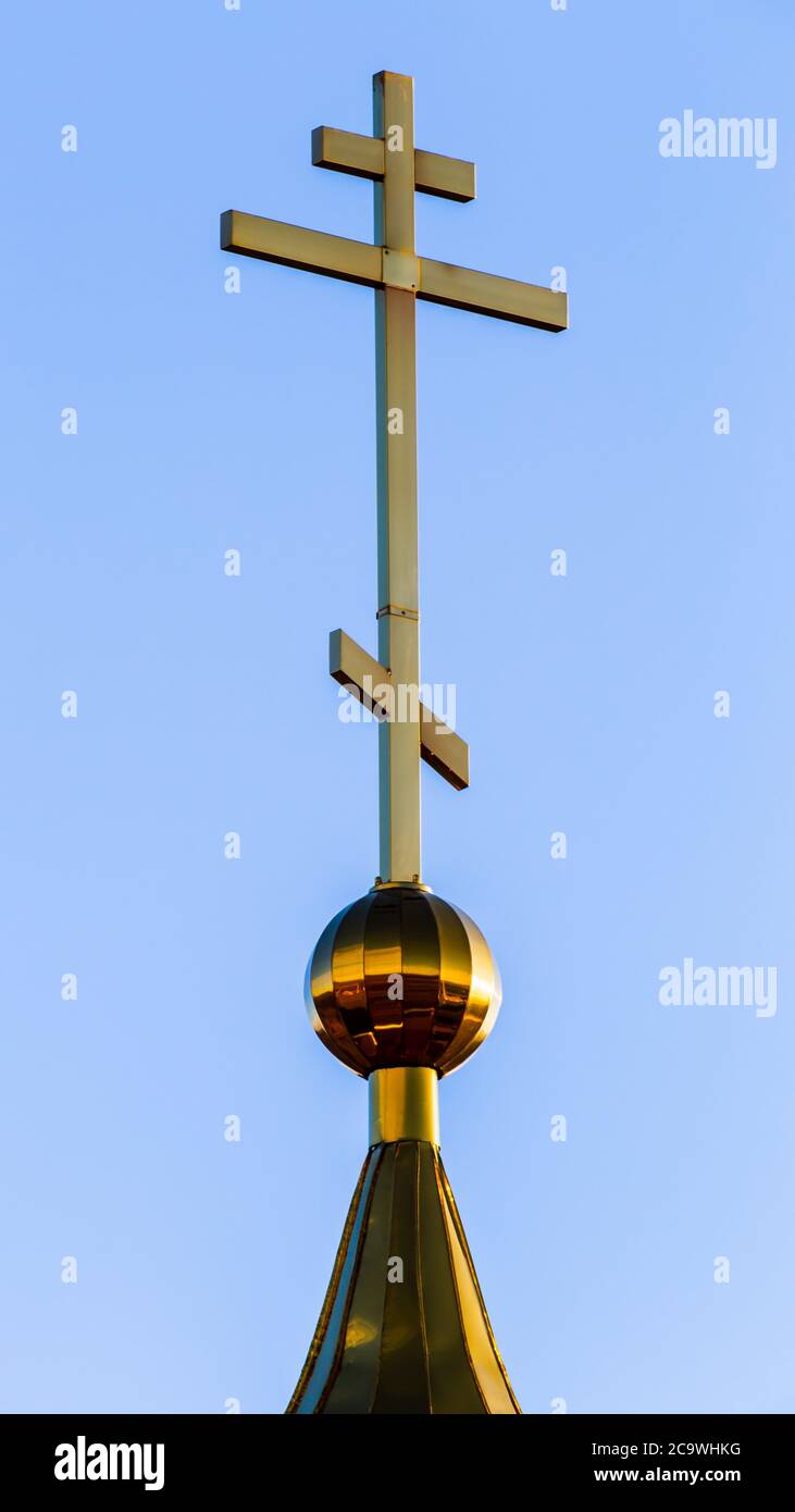 Cross on top of the dome hi-res stock photography and images - Alamy