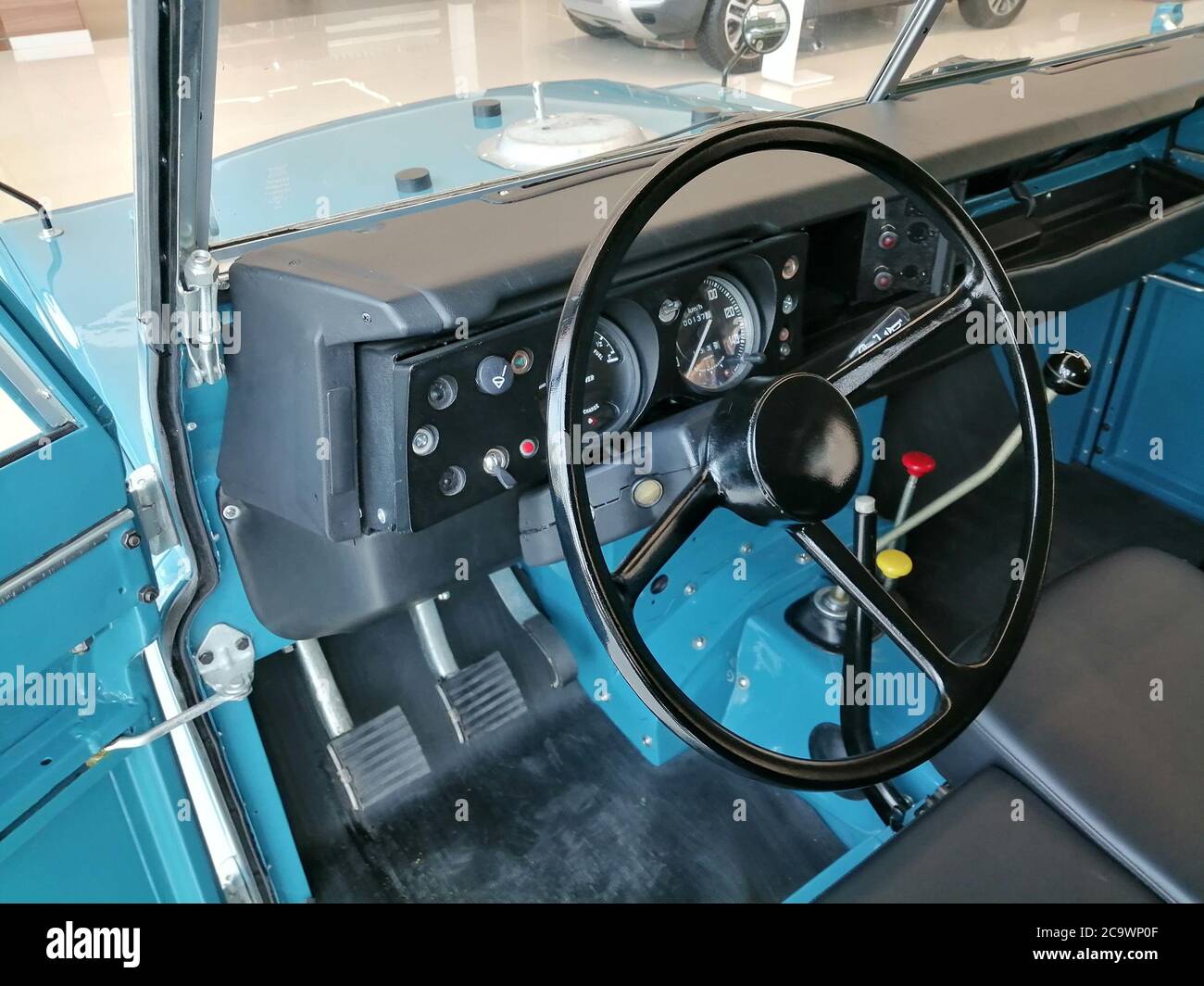 Land rover legacy hi-res stock photography and images - Alamy