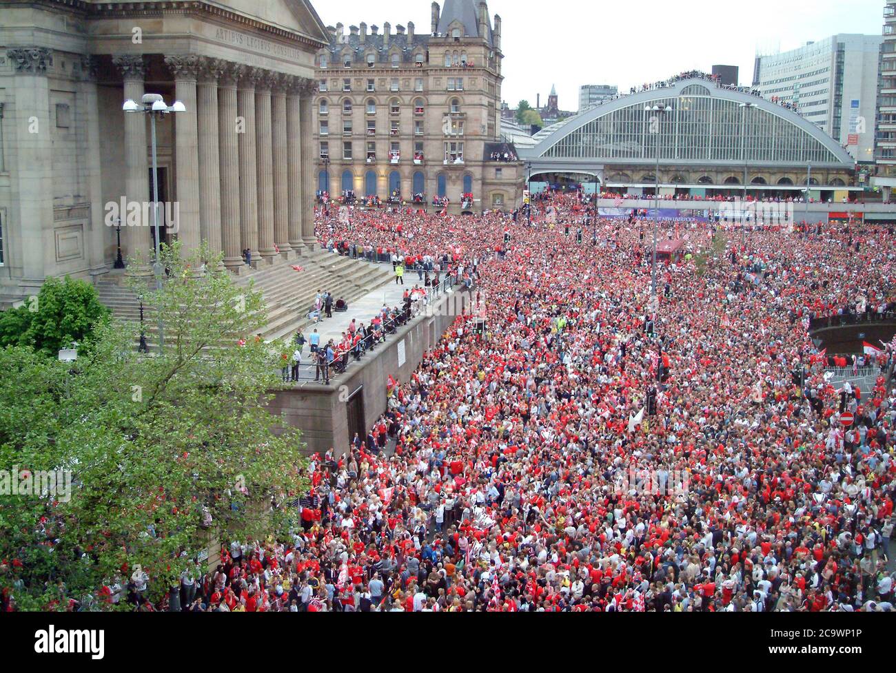 Football soccer england team arrival hi-res stock photography and ...