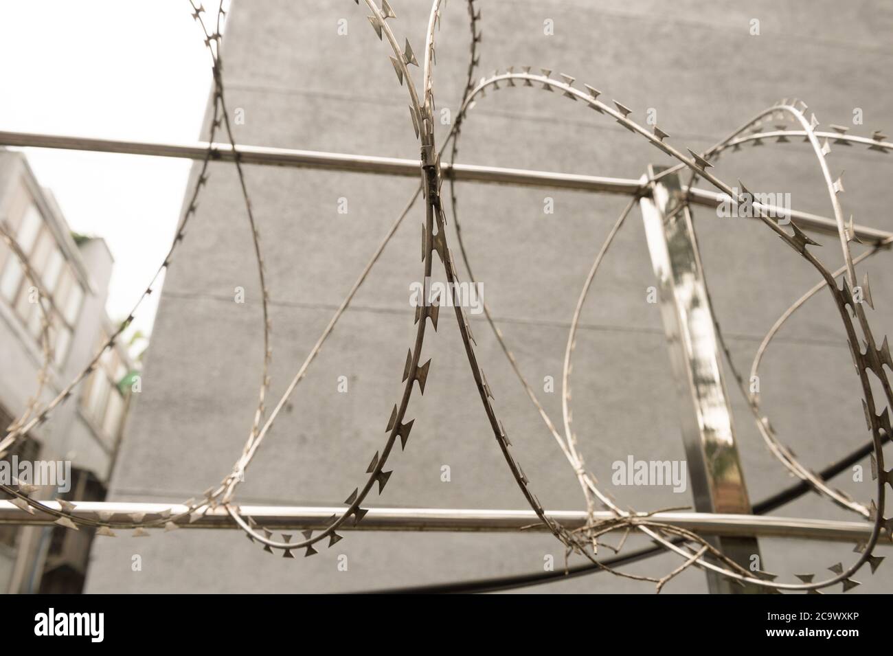 Exterior barbed wire guard hi-res stock photography and images - Alamy