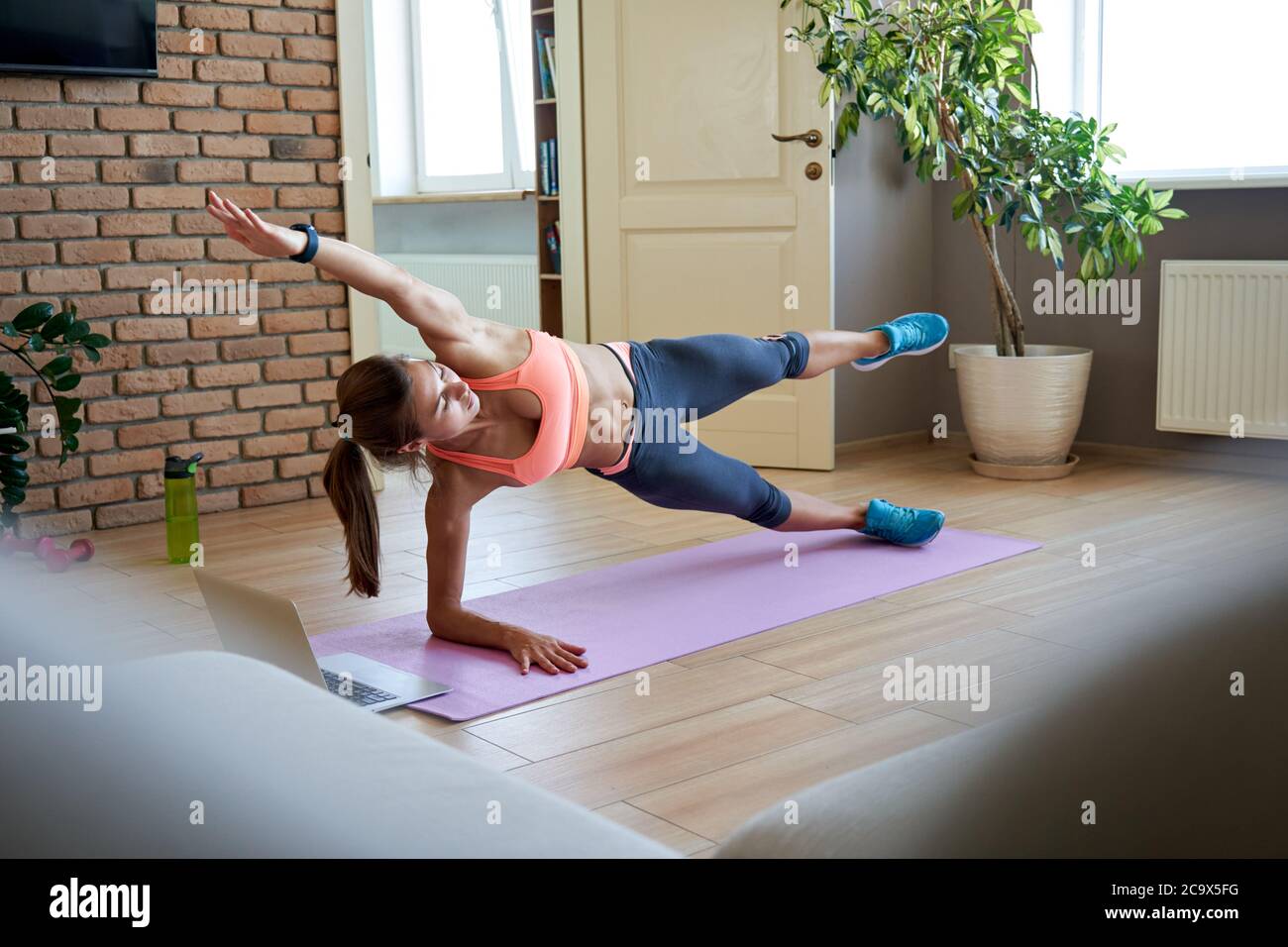 Home workout online workout hi-res stock photography and images - Alamy