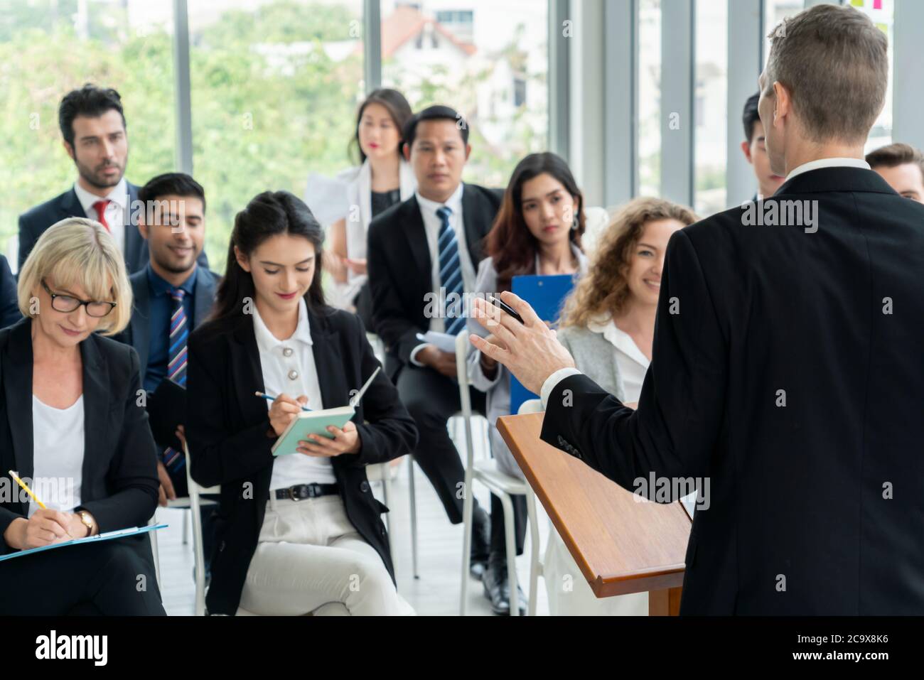 Group presentation symposium hi-res stock photography and images - Alamy
