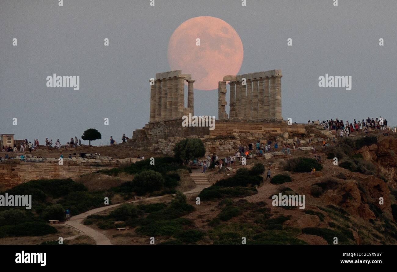 Full Moon Over Temple High Resolution Stock Photography and Images - Alamy
