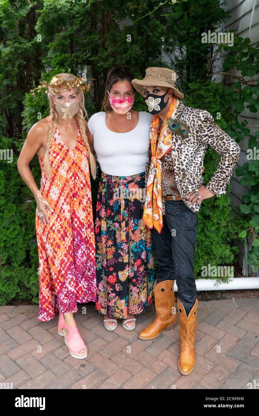 Luciana Pampalone, Jillian Edwards and Aaron Paul attend Brunch at TBar ...