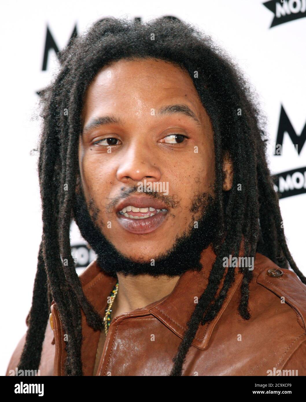 Mojo honours hi-res stock photography and images - Alamy