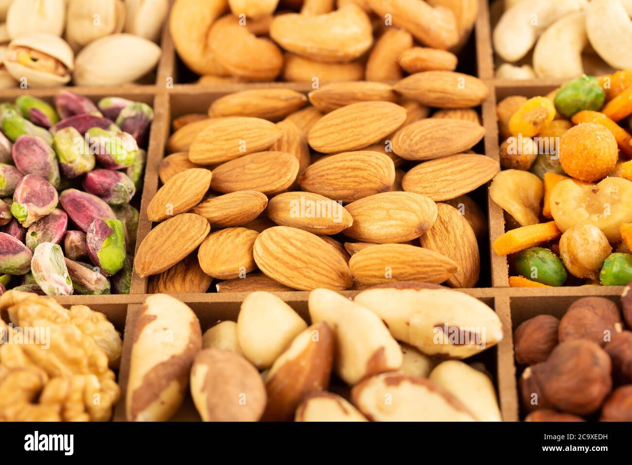 Box of nuts hi-res stock photography and images - Alamy