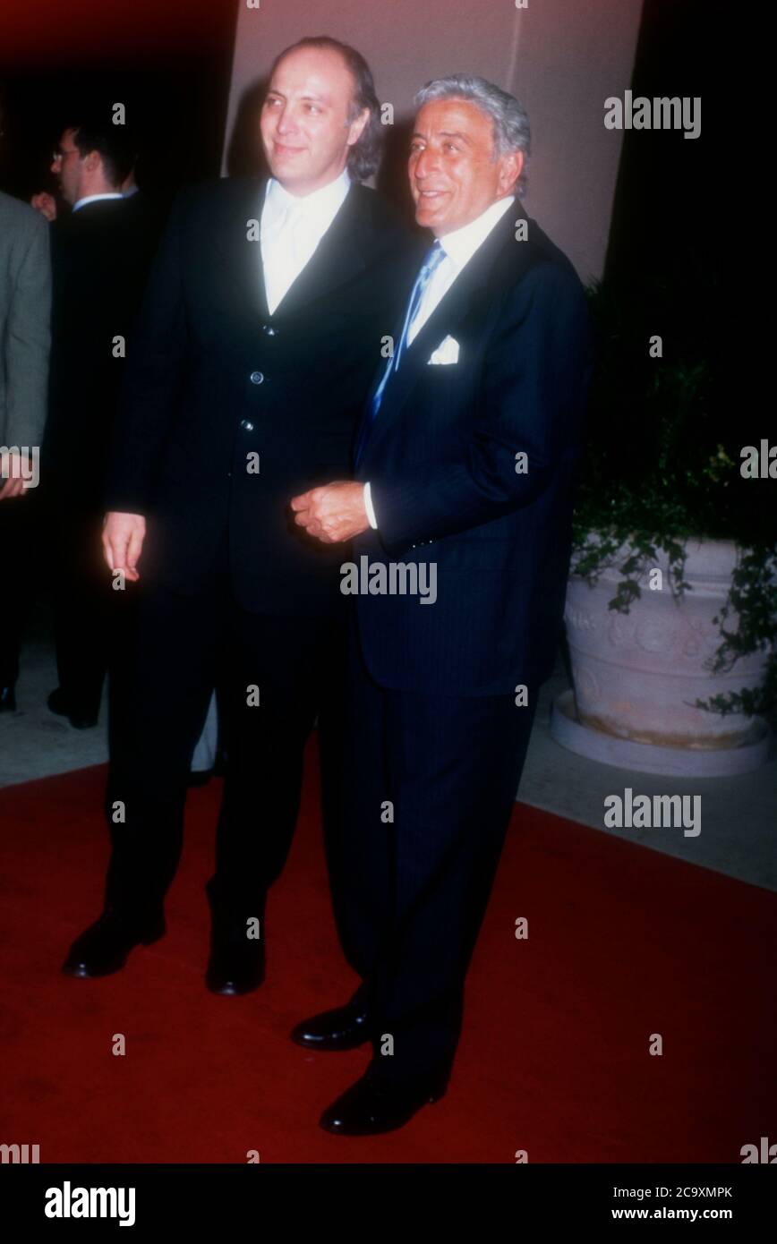 Beverly Hills, California, USA 27th February 1996 Singer Tony Bennett ...