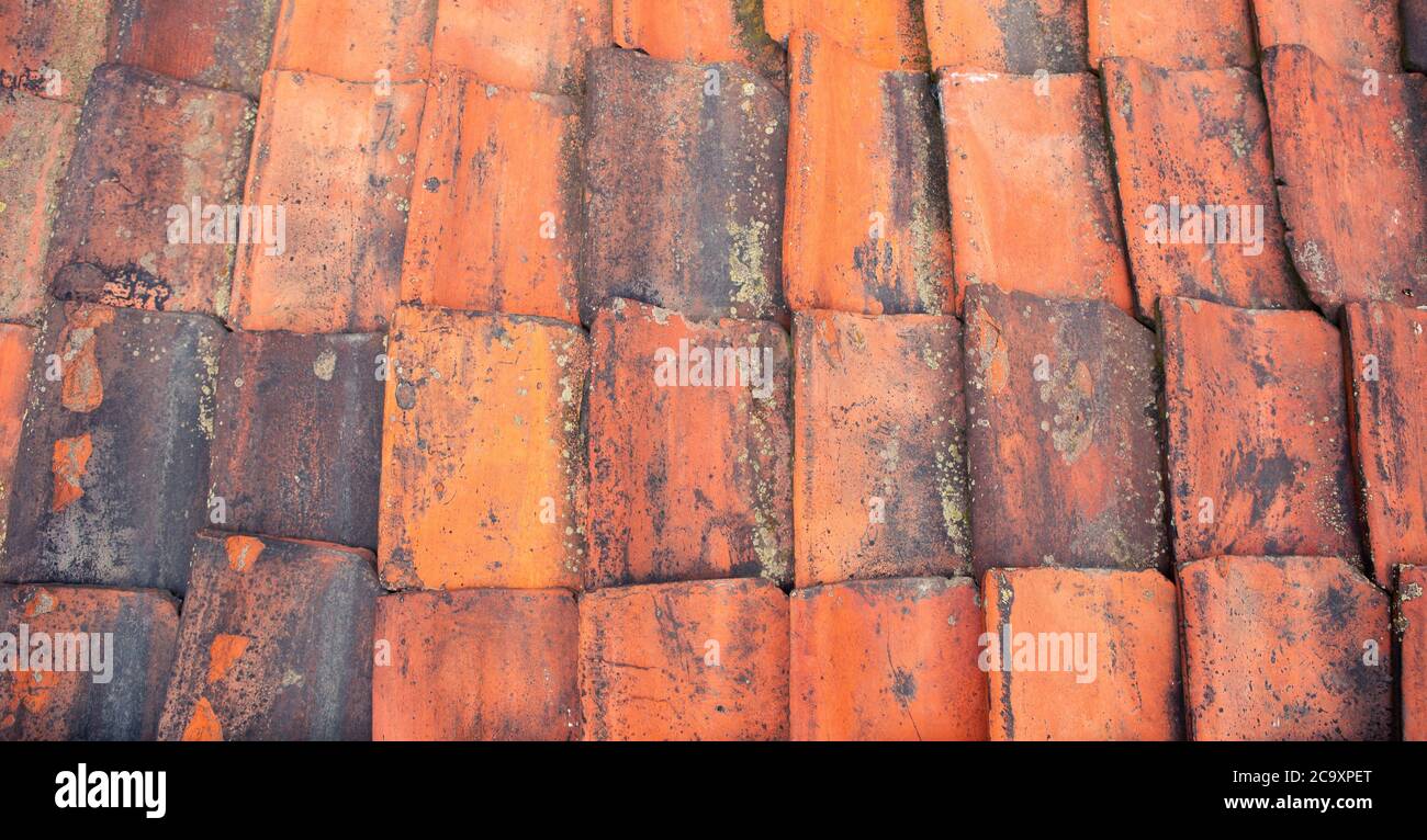 Clay tile roof old house hi-res stock photography and images - Alamy