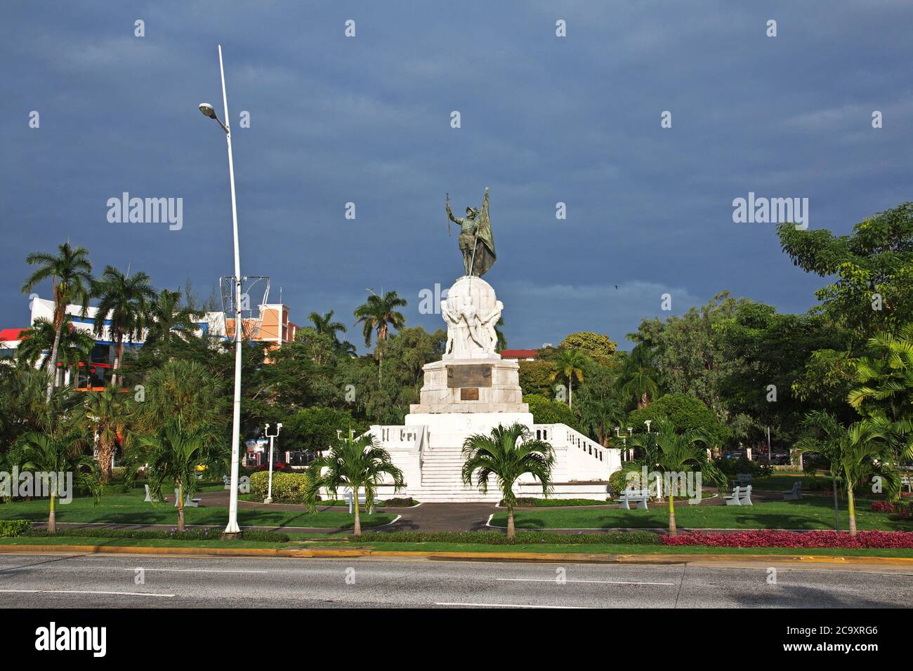 Statue of vasco nunez de balboa hi-res stock photography and images - Alamy