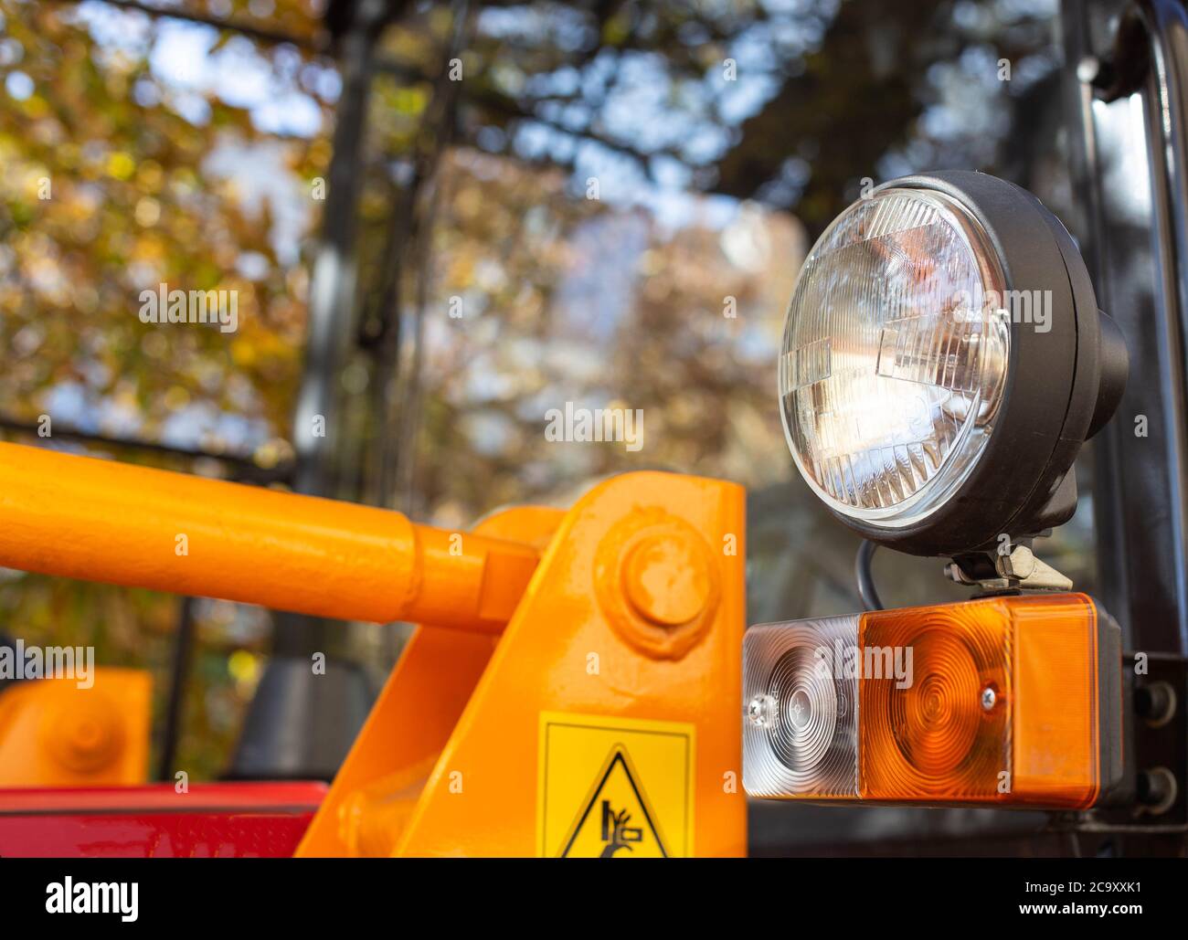 Hazard warning lights hi-res stock photography and images - Alamy