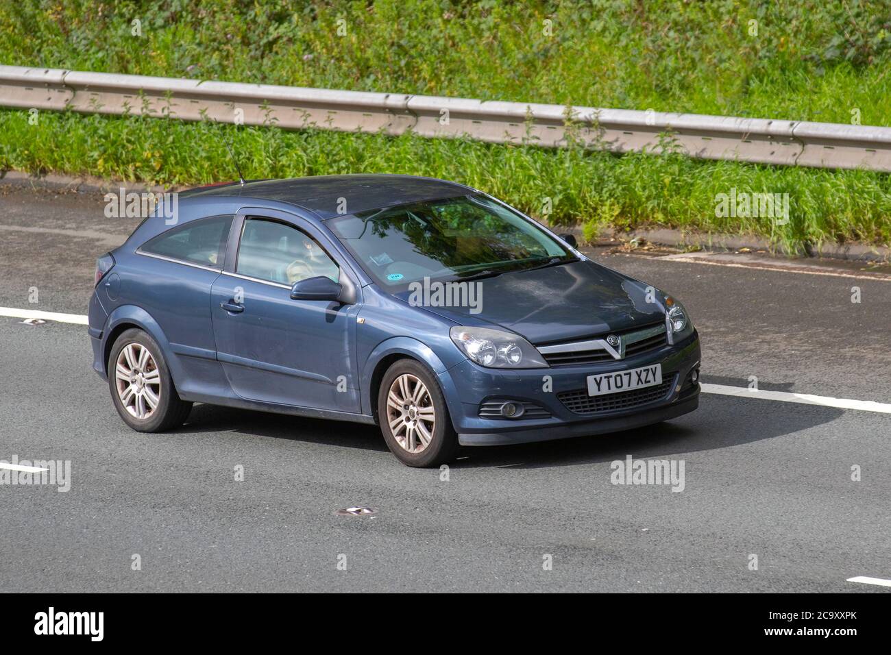 Vauxhall astra design hi-res stock photography and images - Alamy