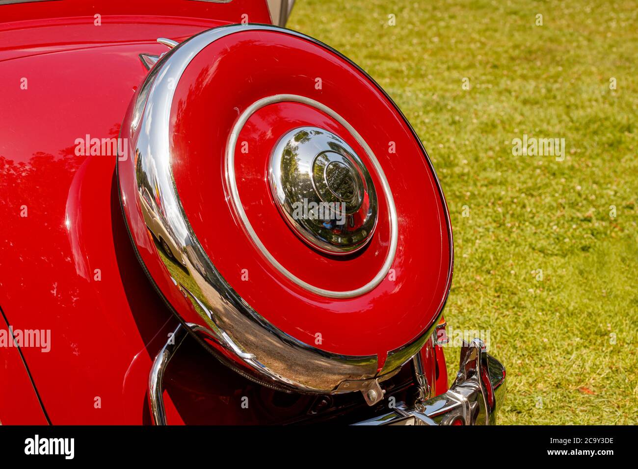 Wheel arches hi-res stock photography and images - Alamy