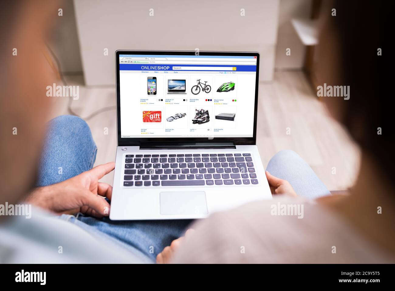 Retail electronics market hi-res stock photography and images - Alamy