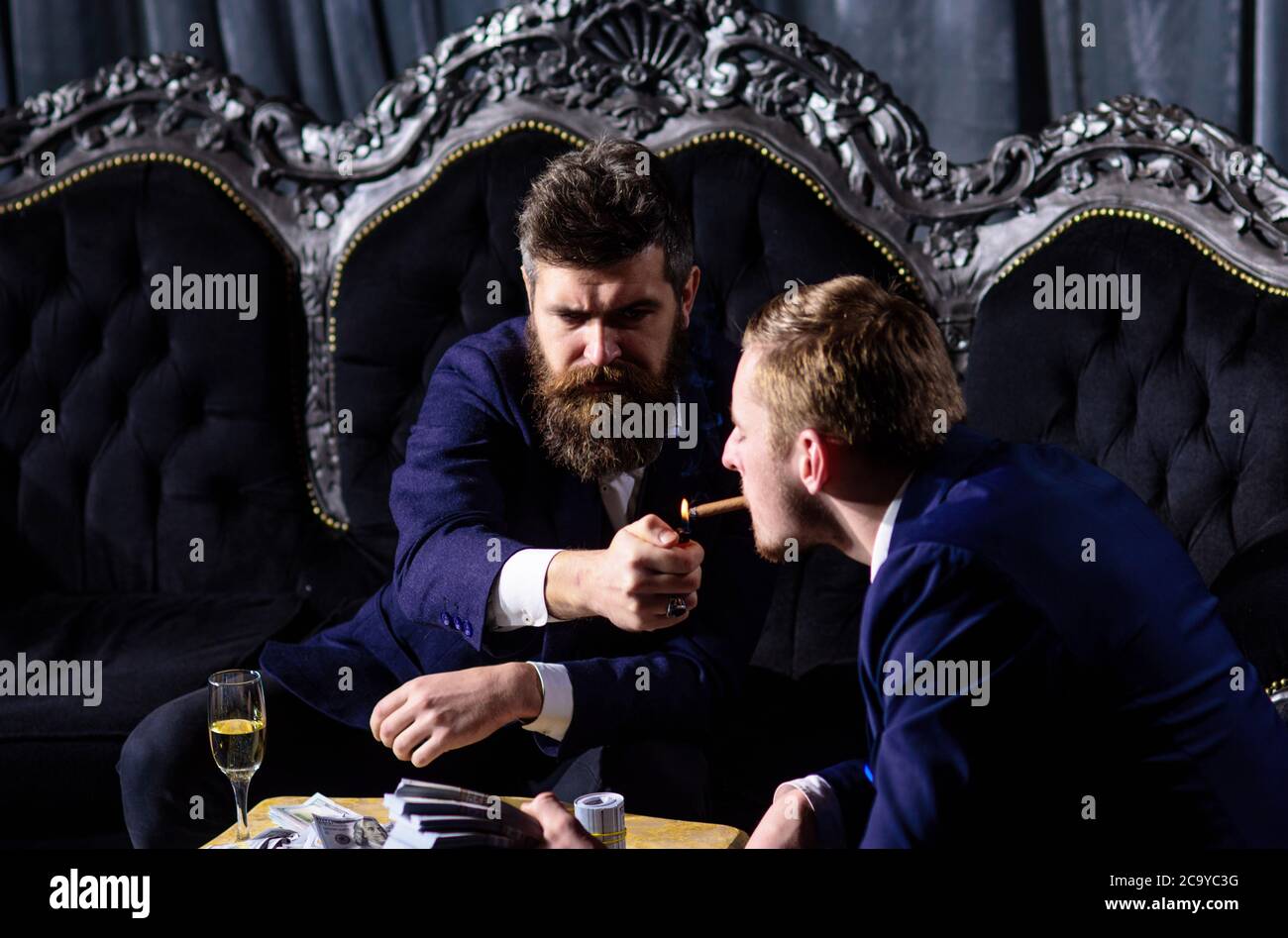 Hand Holding Cigar High Resolution Stock Photography and Images - Alamy