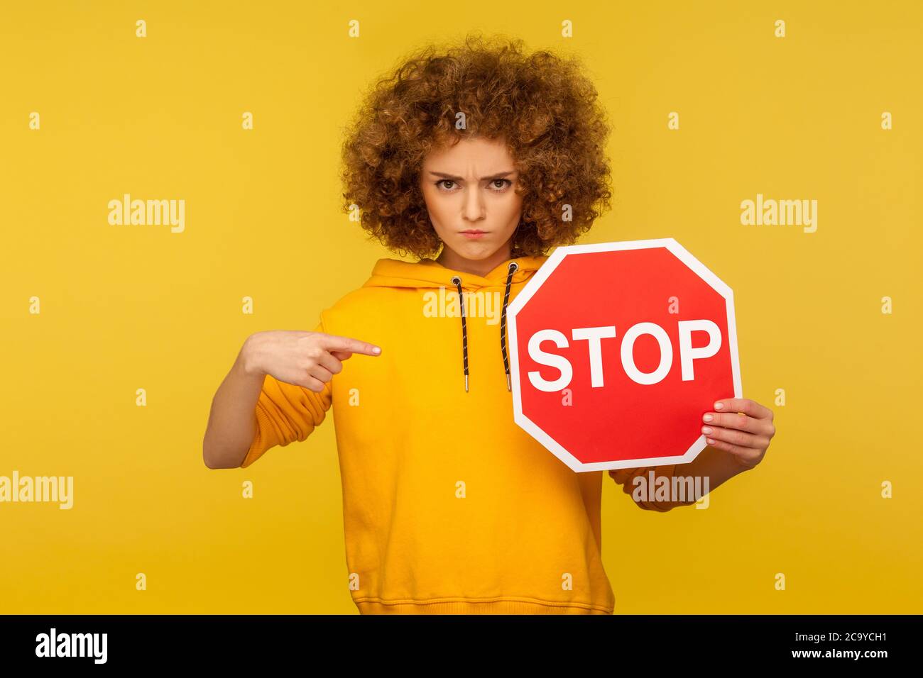 Prohibition symbol hi-res stock photography and images - Alamy