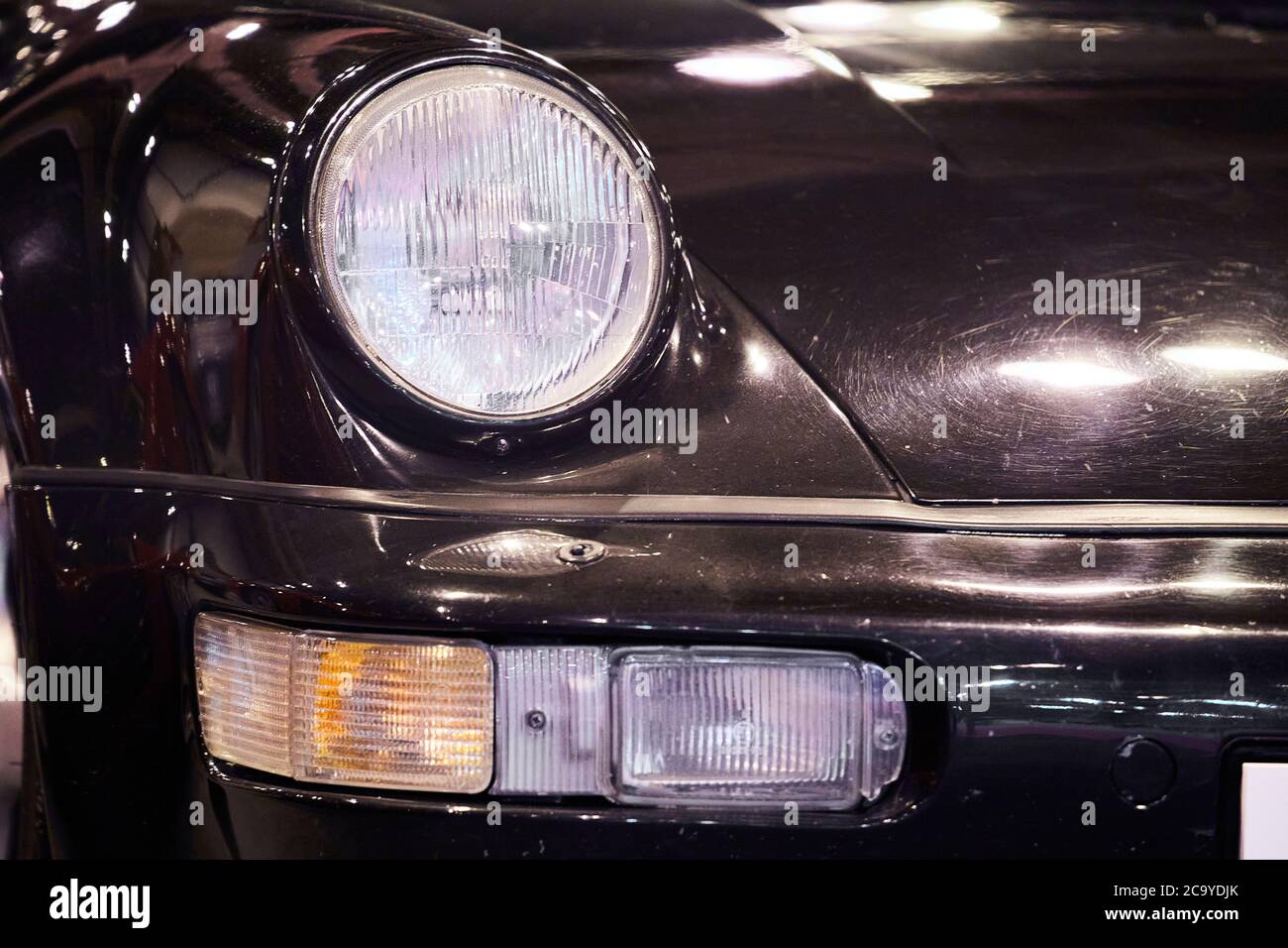 Circular headlights hi-res stock photography and images - Alamy