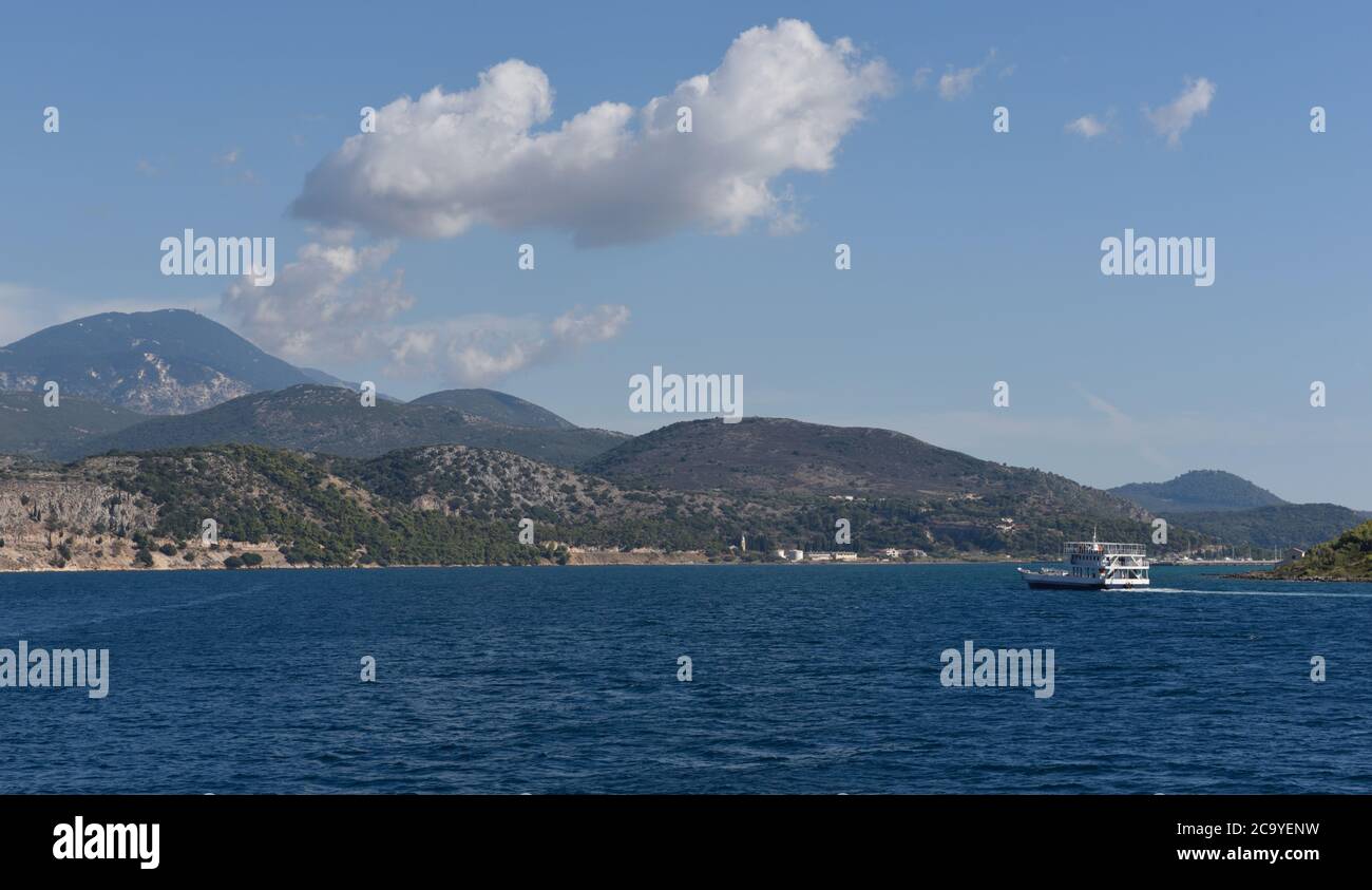 Argostoli to lixouri ferry hi-res stock photography and images - Alamy