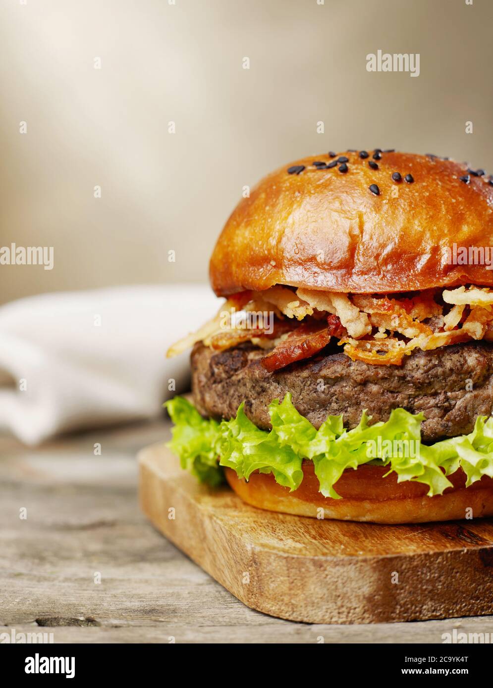 Homemade burger organic meat hi-res stock photography and images - Alamy