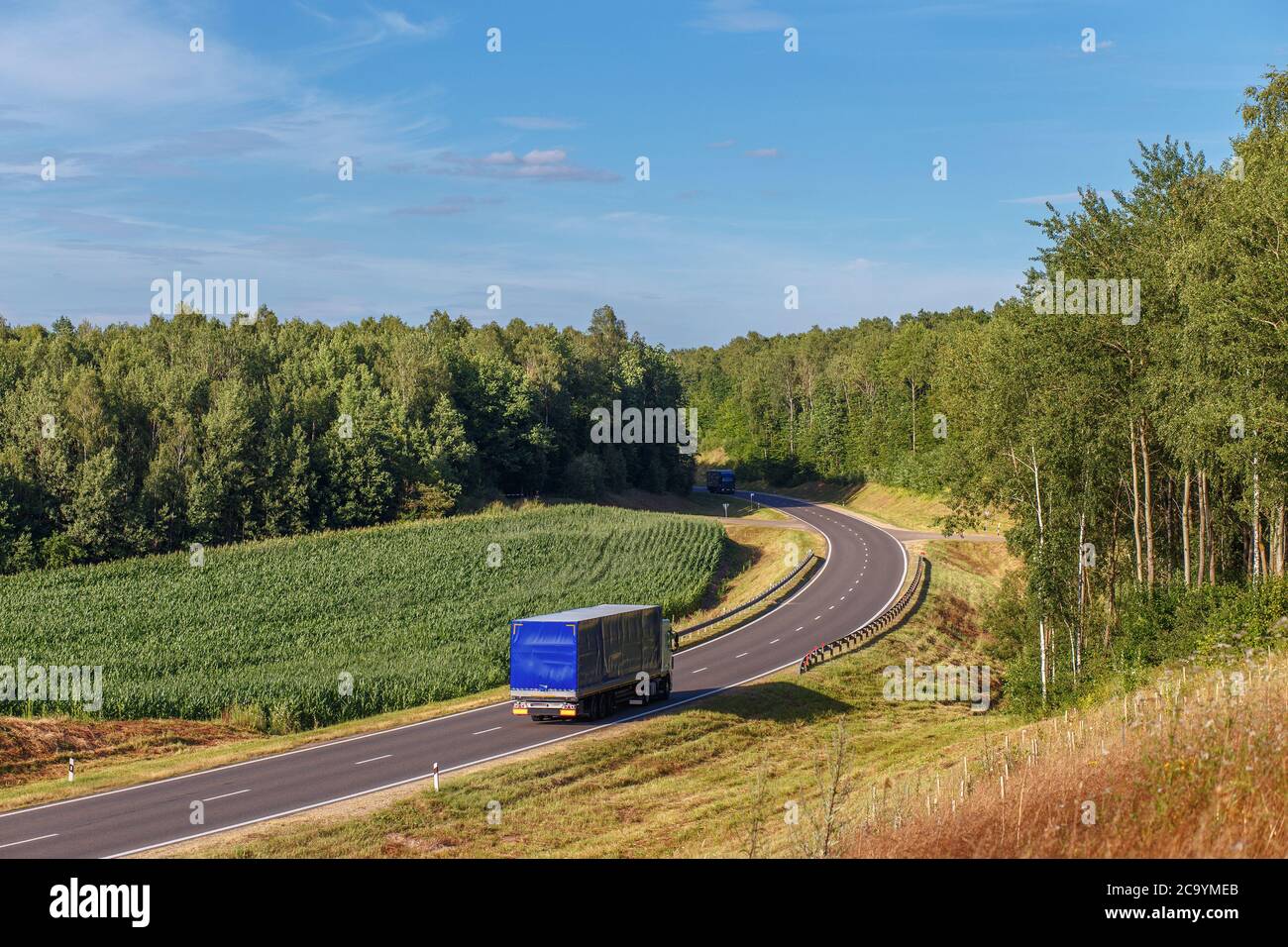 Freeway traffic in rural area hi-res stock photography and images - Alamy