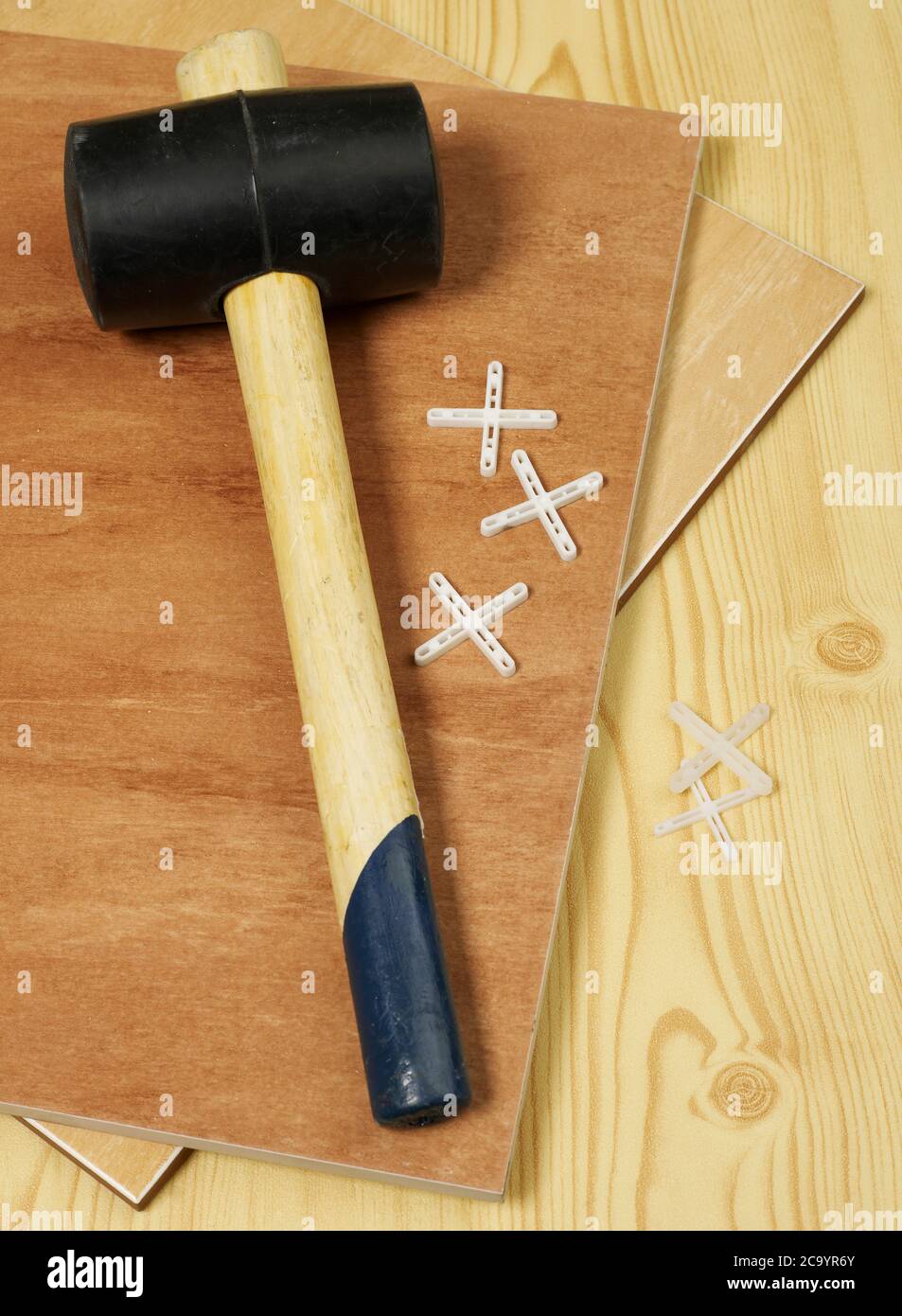 Hammer and tiles Stock Photo - Alamy