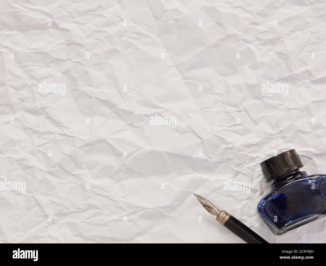 Ink pot well pen hi-res stock photography and images - Alamy