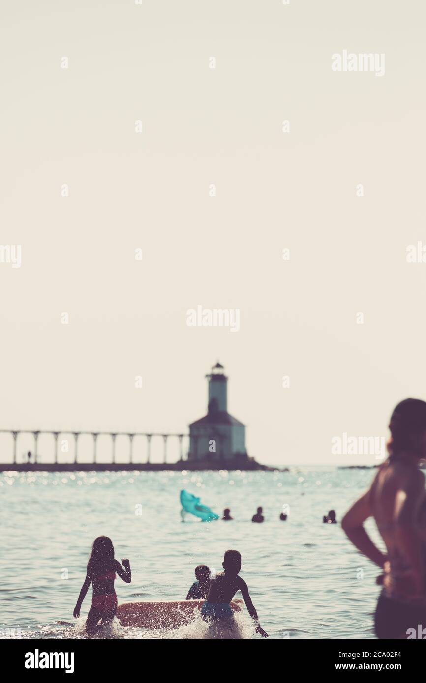 Girls in raft hi-res stock photography and images - Alamy