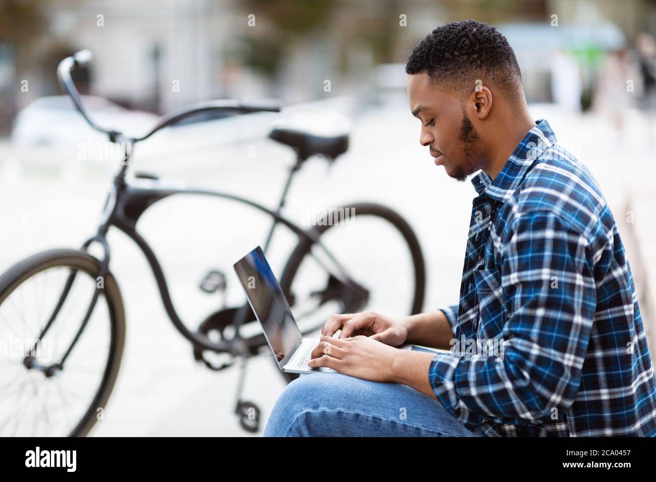 Downtown guy hi-res stock photography and images - Alamy