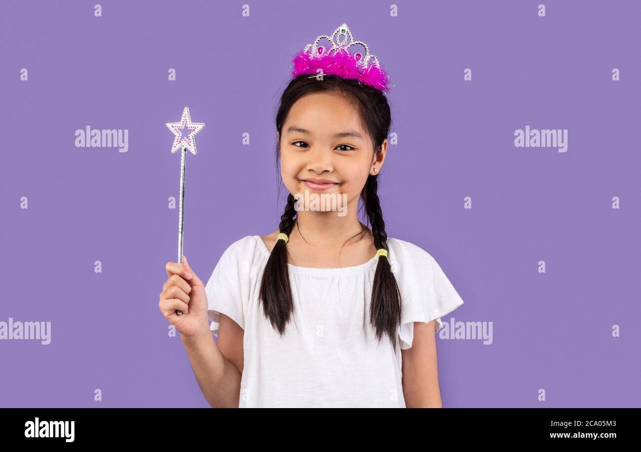 Magic crown hi-res stock photography and images - Alamy