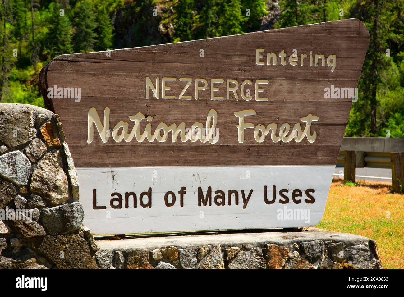 Entrance sign, Nez Perce National Forest, Idaho Stock Photo - Alamy