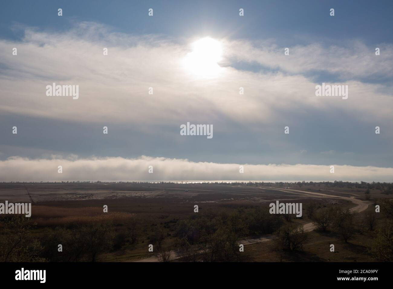 Looming mist hi-res stock photography and images - Alamy