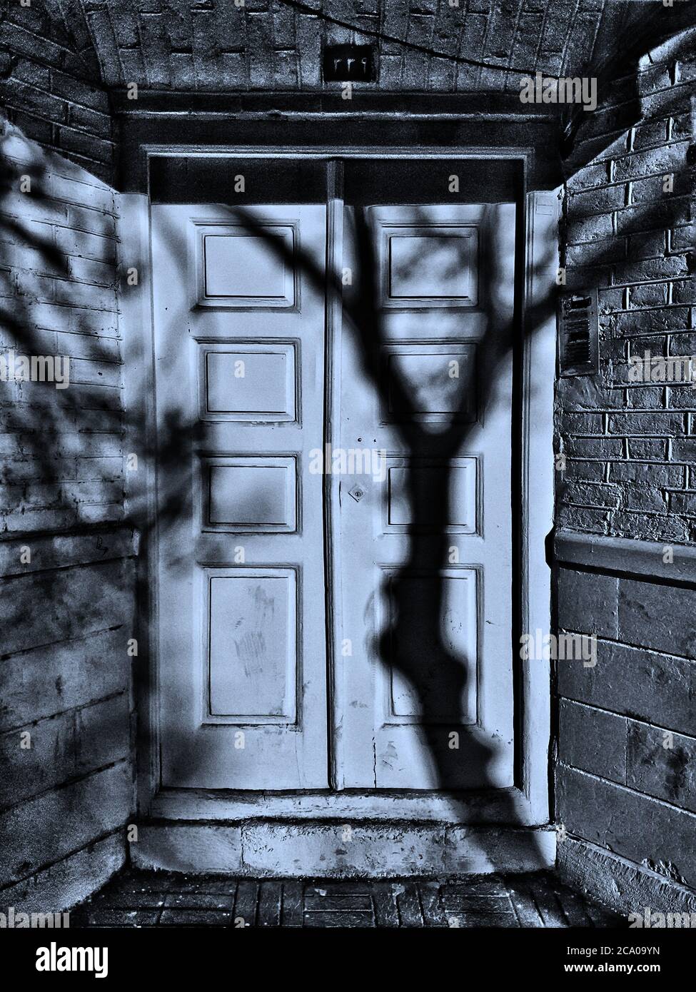 Horror castle hi-res stock photography and images - Alamy