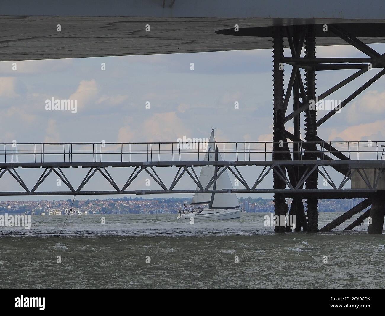 Jack up oil rigs hi-res stock photography and images - Alamy