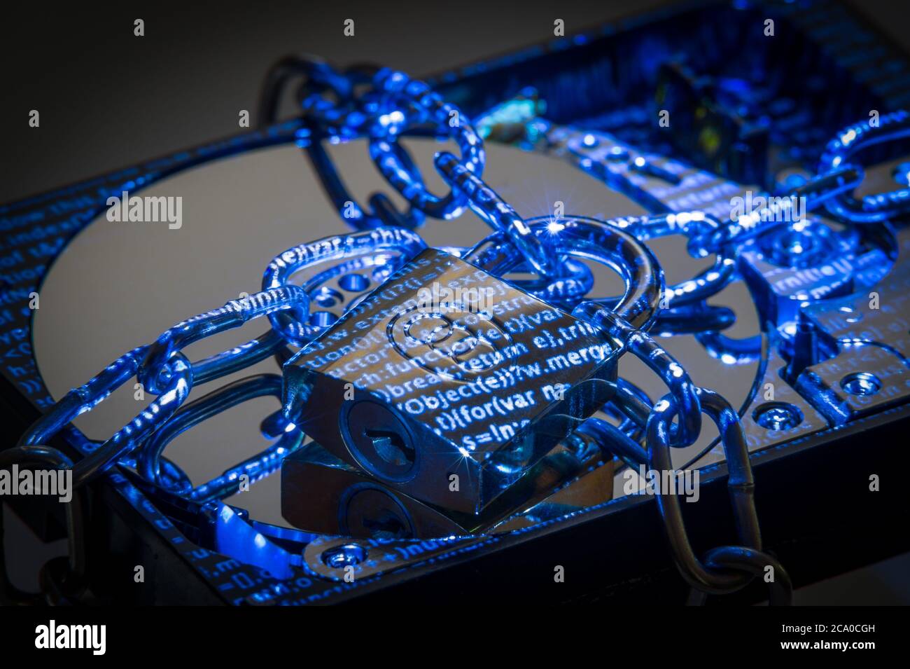 Fixed chains hi-res stock photography and images - Alamy