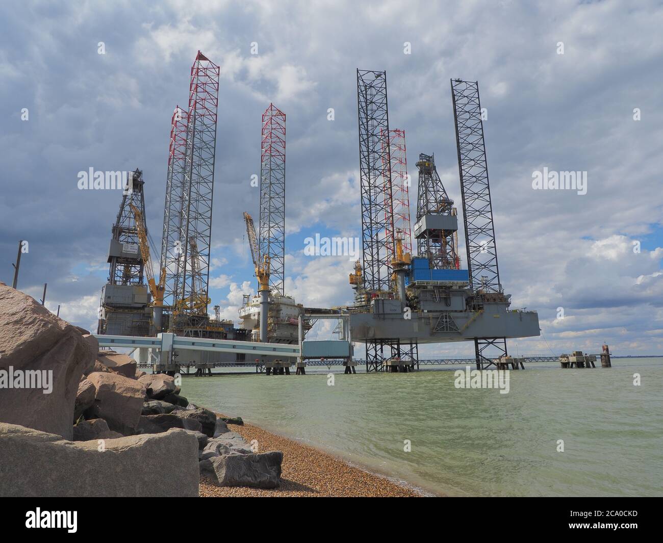 Sheerness, Kent, UK. 3rd August, 2020. Two oil/gas drilling rigs are ...