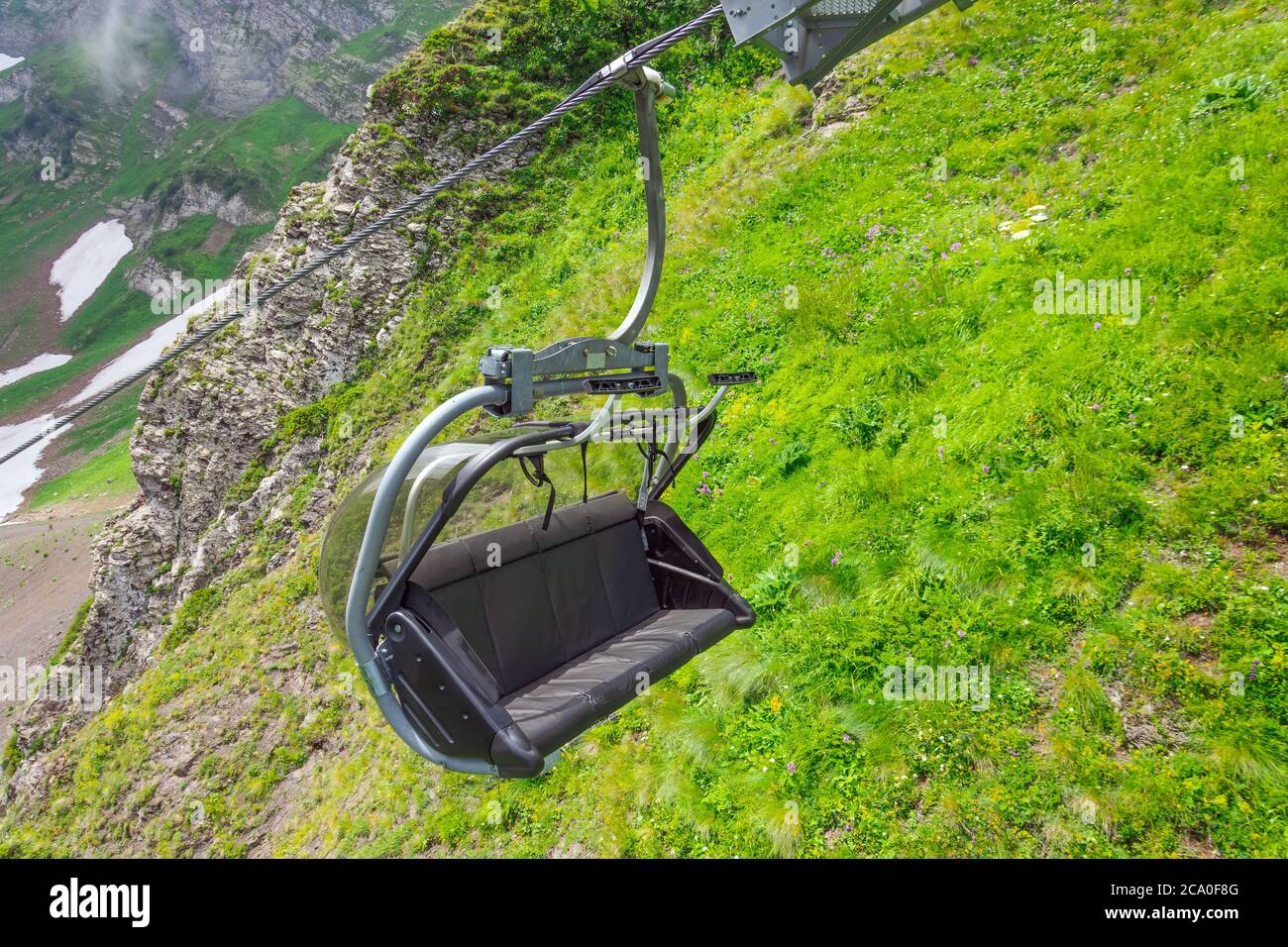 Open cabin hi-res stock photography and images - Alamy