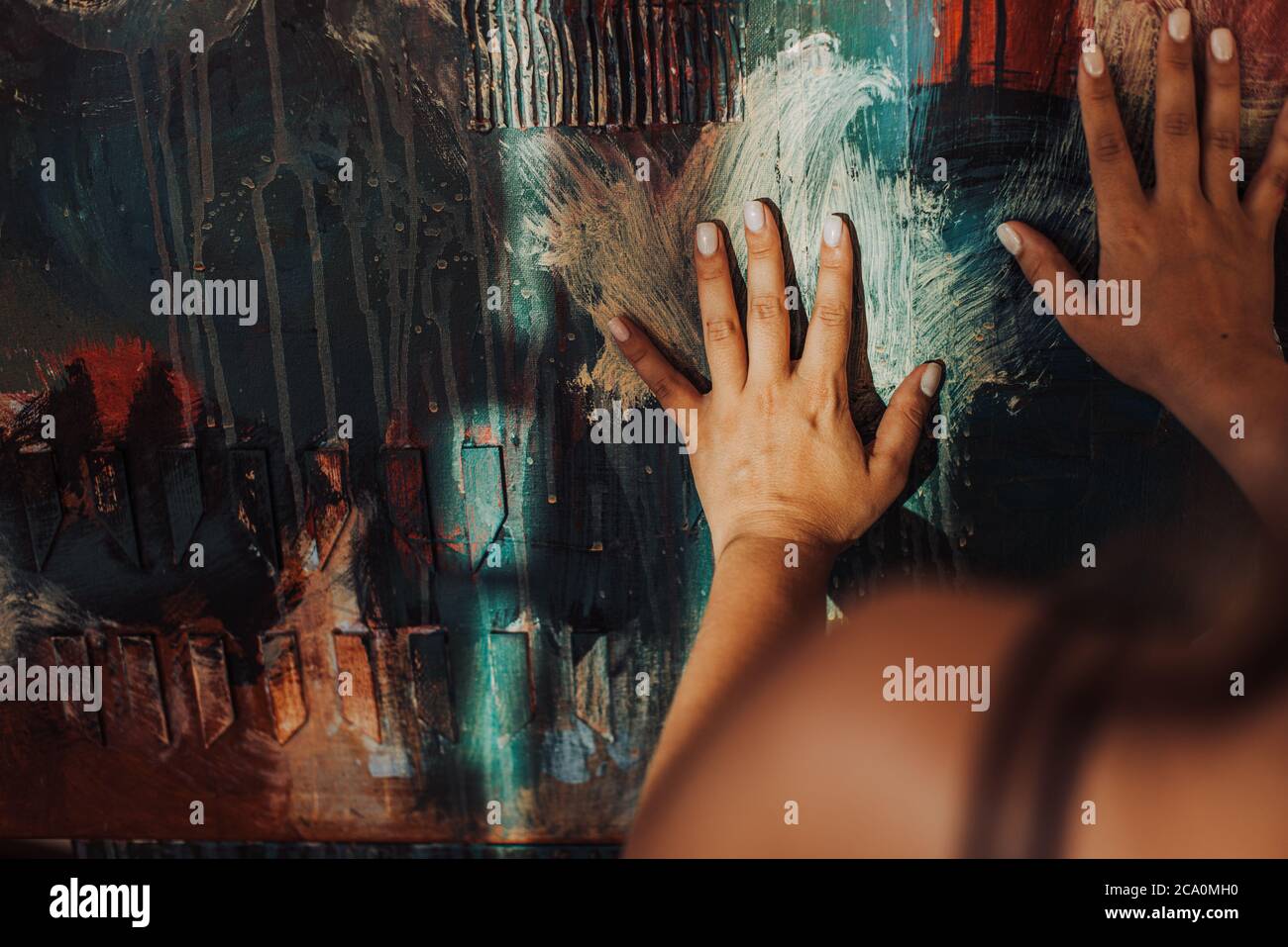 Hands on art artwork hi-res stock photography and images - Alamy