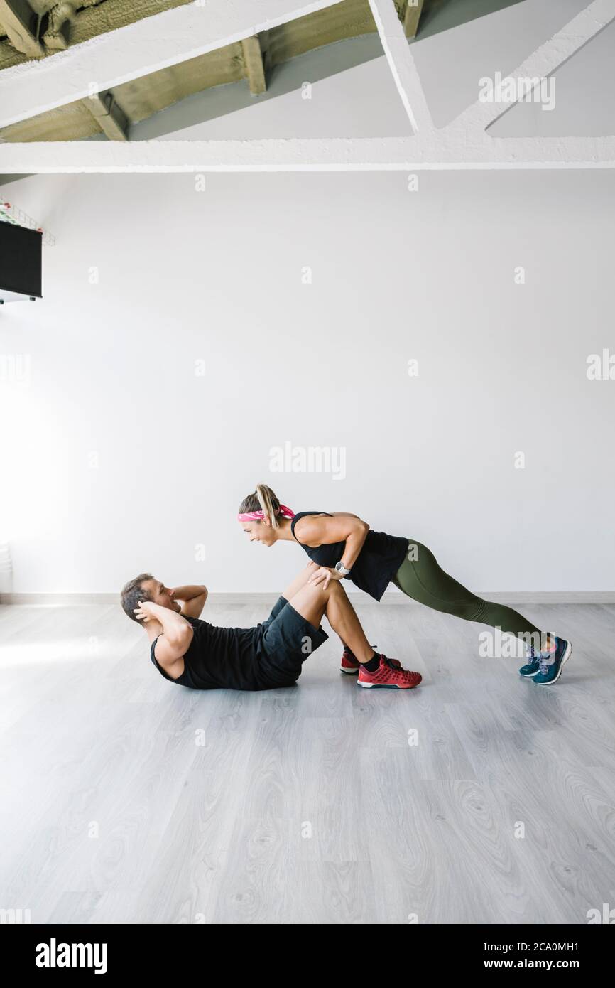 Partner exercises hi-res stock photography and images - Alamy