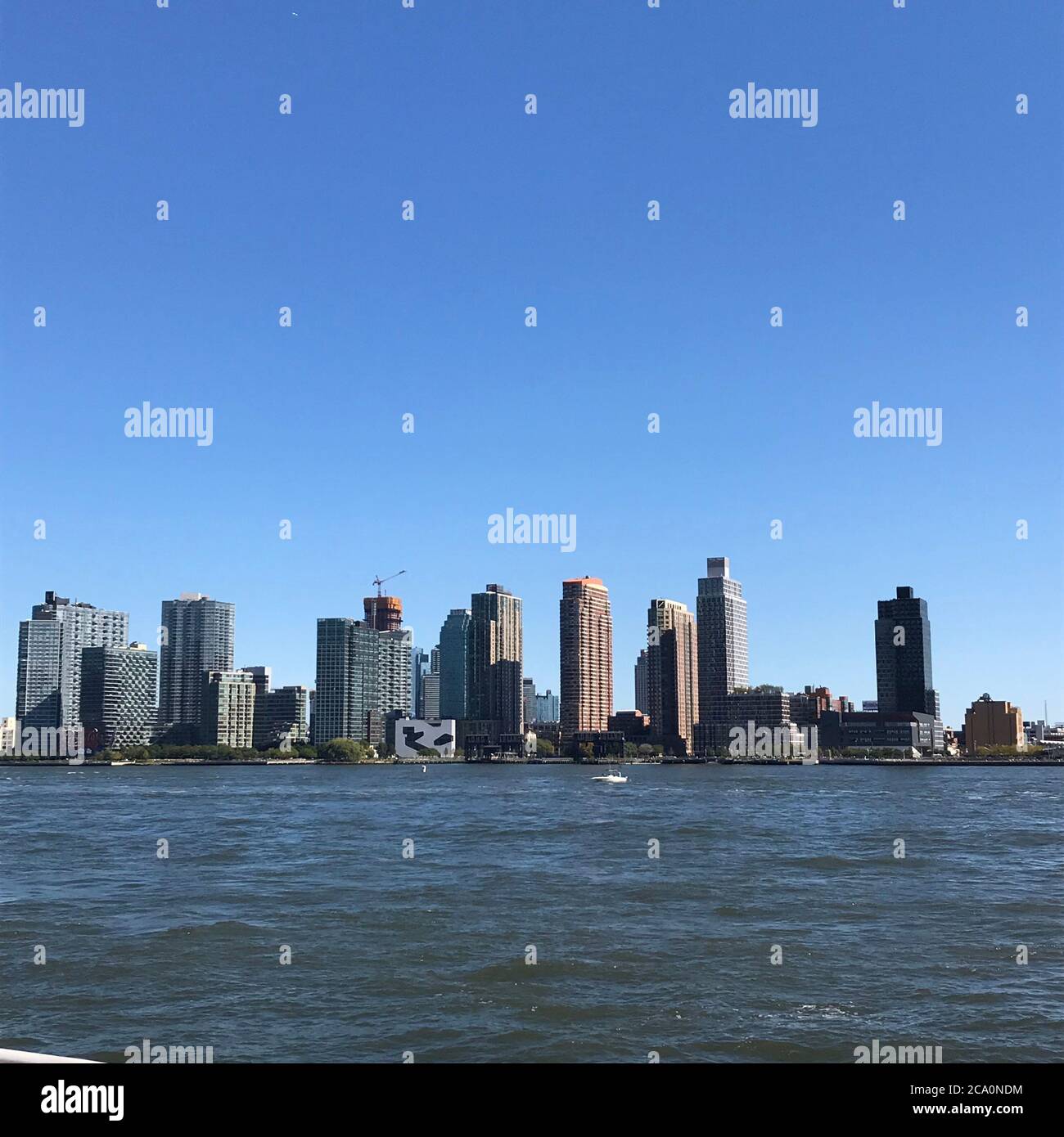 Long island city on east river hi-res stock photography and images - Alamy