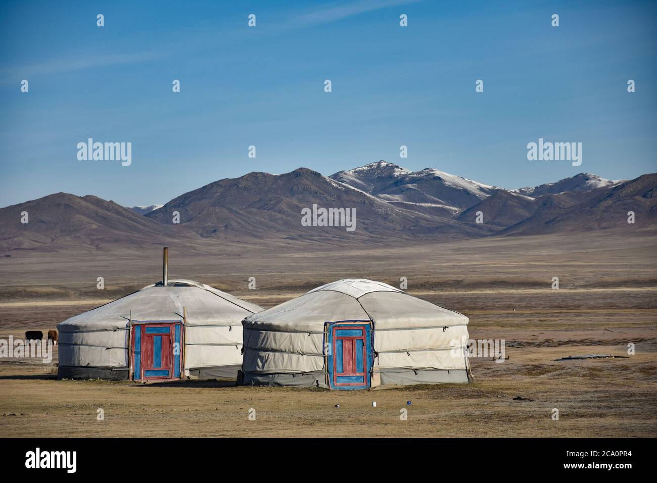 Nomads yurt hi-res stock photography and images - Alamy