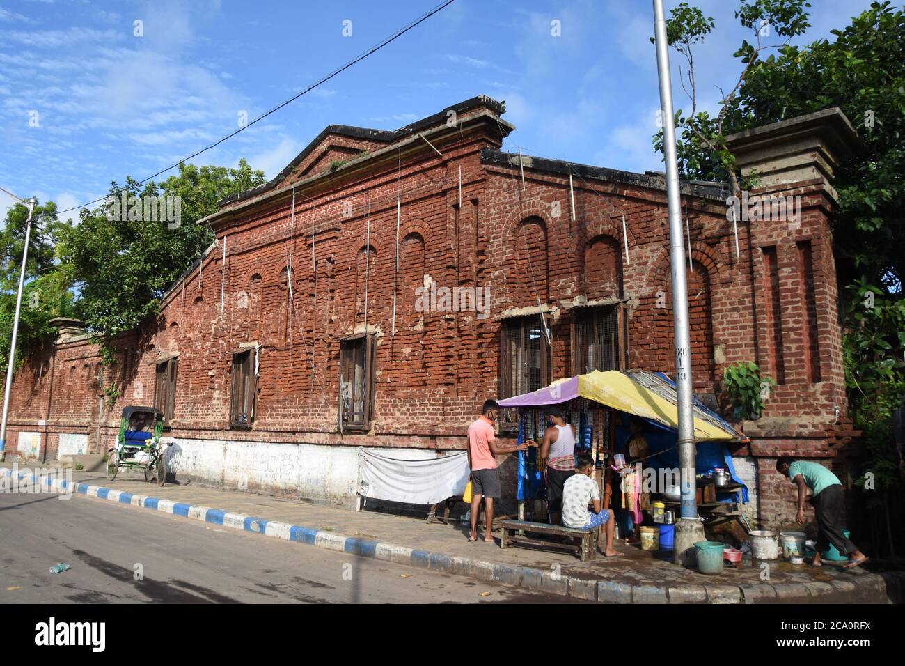 British period godown opposite Ramkrishnapur ghat, Howrah. India Stock Photo - Alamy