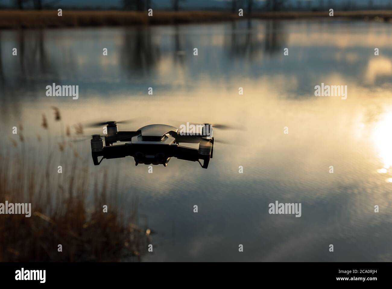 Lake aerial picture hi-res stock photography and images - Alamy