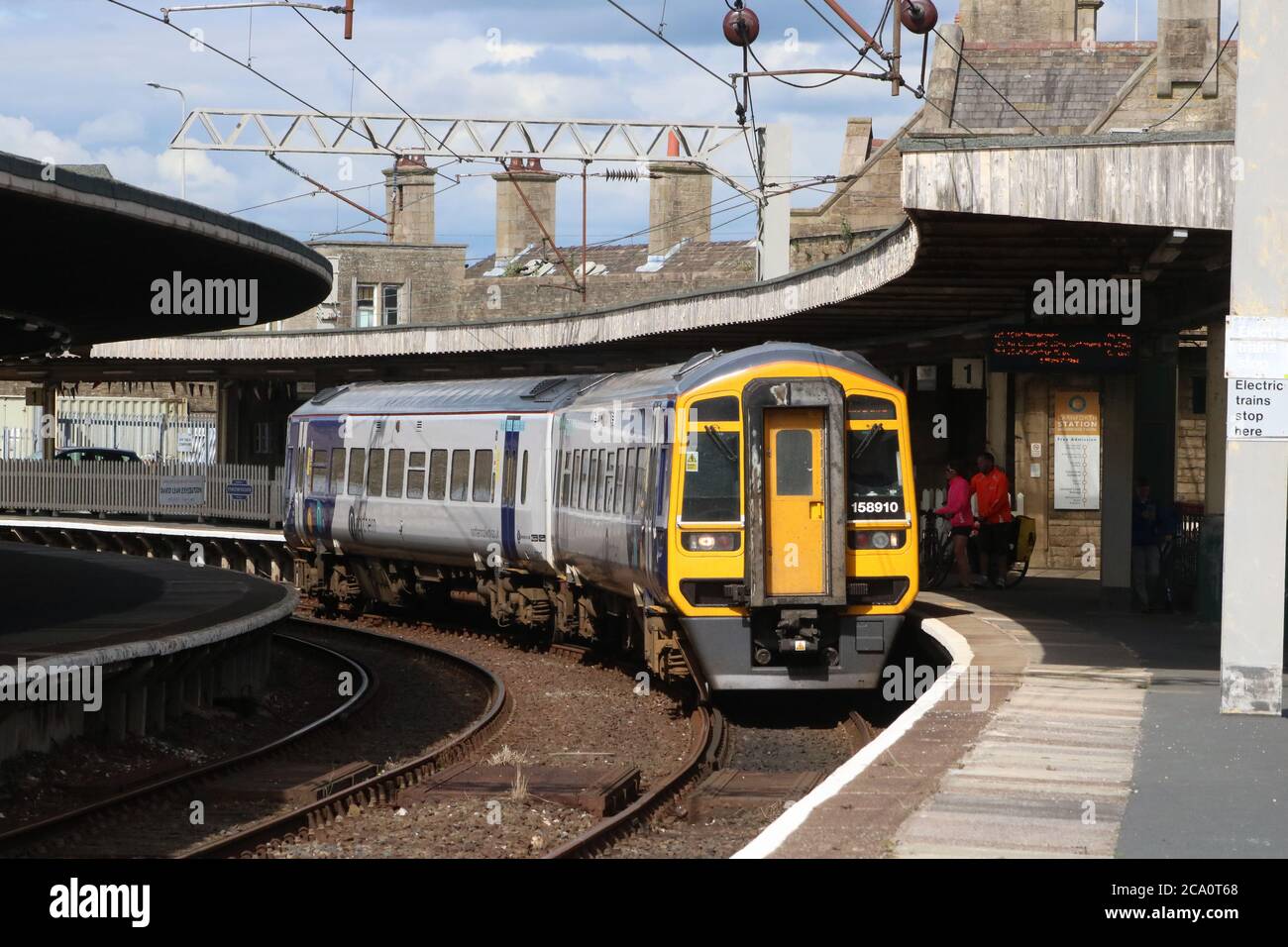 Class 58 dmu hi-res stock photography and images - Alamy