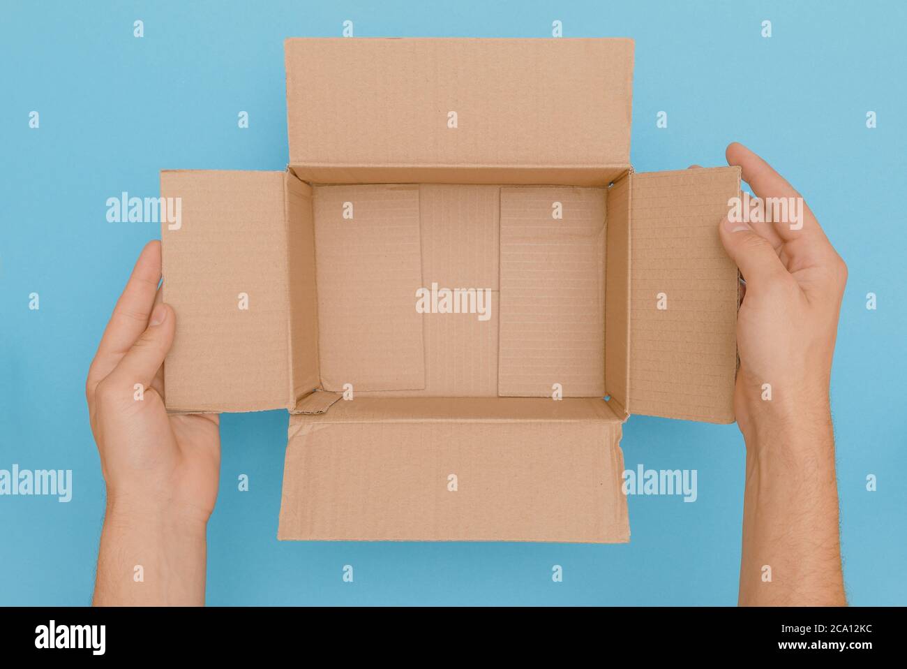 Side view open cardboard box hi-res stock photography and images - Alamy