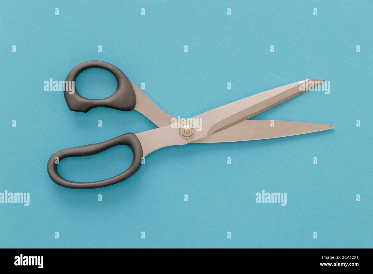 steel scissors utensil for crafting can cut paper and other stuff in 2 ...